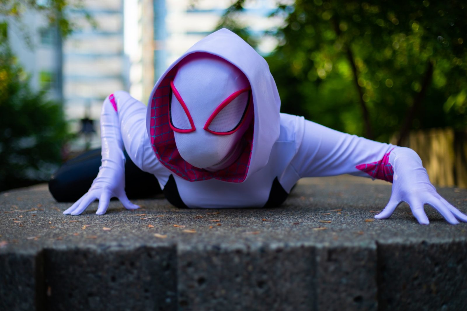 Spidergwen Cosplay Pattern | Into the Spiderverse – RandomTuesday