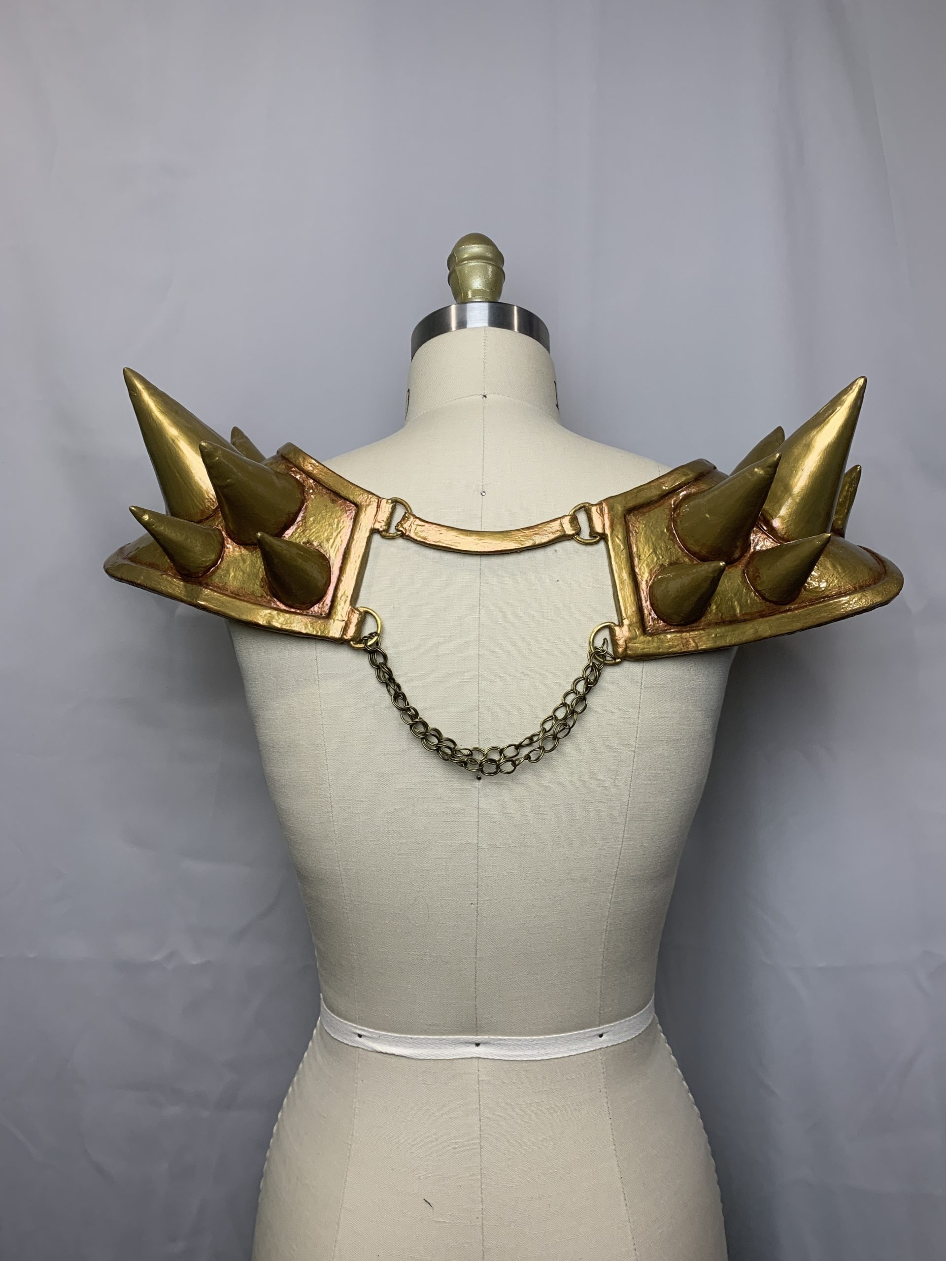 Megaera Cosplay Tutorial – RandomTuesday