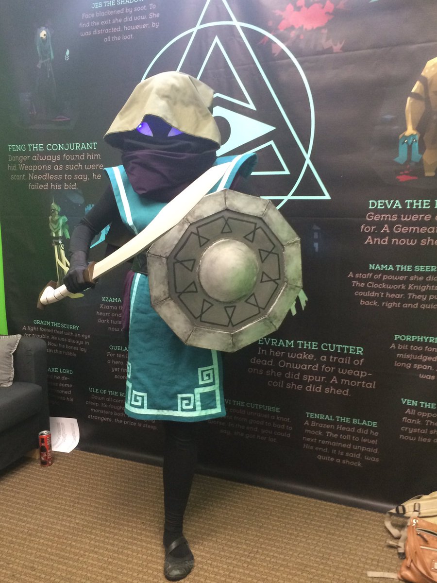 The Blackguard from Necropolis Cosplay – RandomTuesday